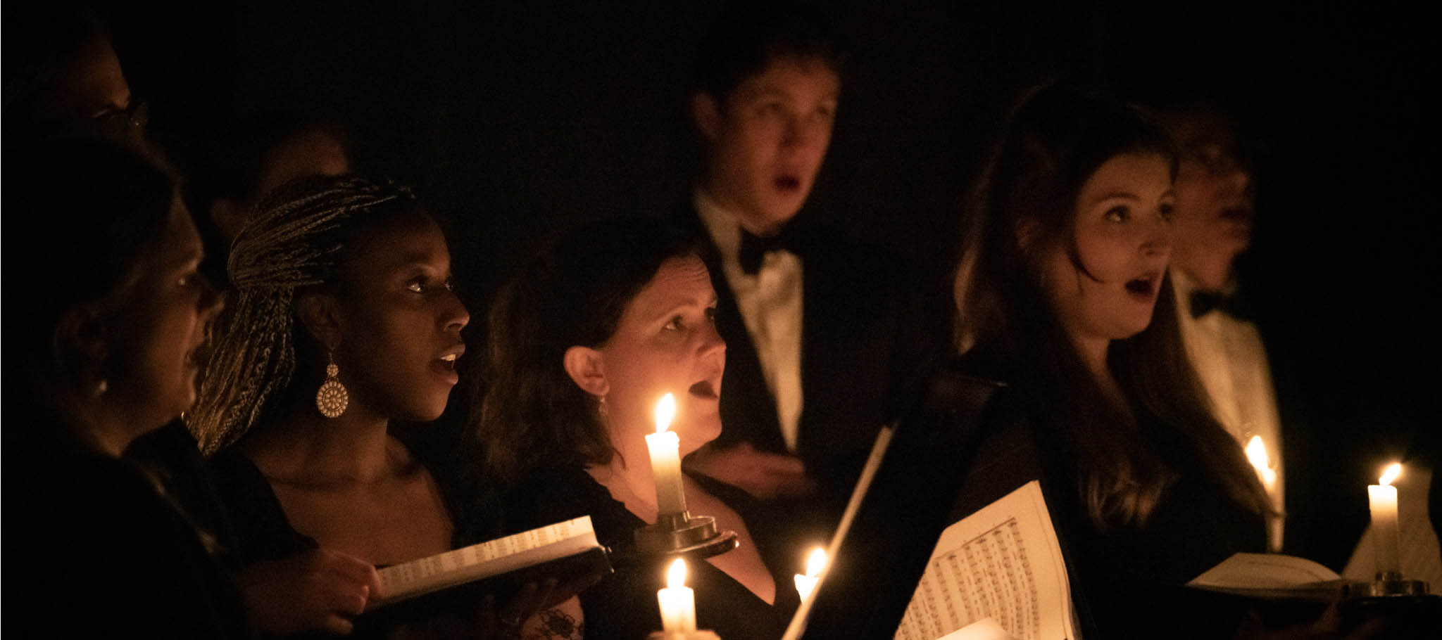 Christmas Music by Candlelight - Belgrade Theatre